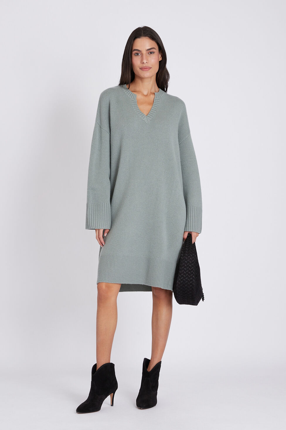 bloom clothing - premium knitwear brand